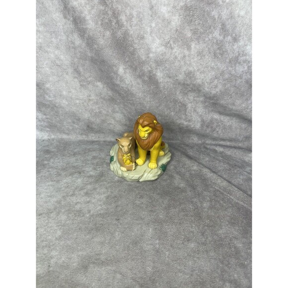 Disney | Toys | Disney The Lion King Collectible Figure Simba Mufasa ...